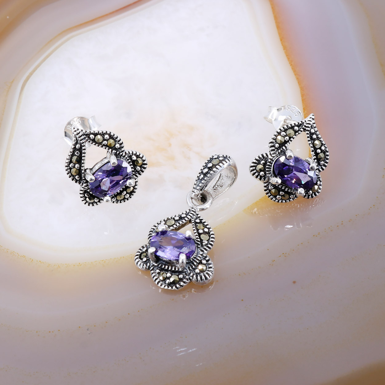 Set Bijuterie din Argint 925 cu Marcasite si Piatra Mov c1536