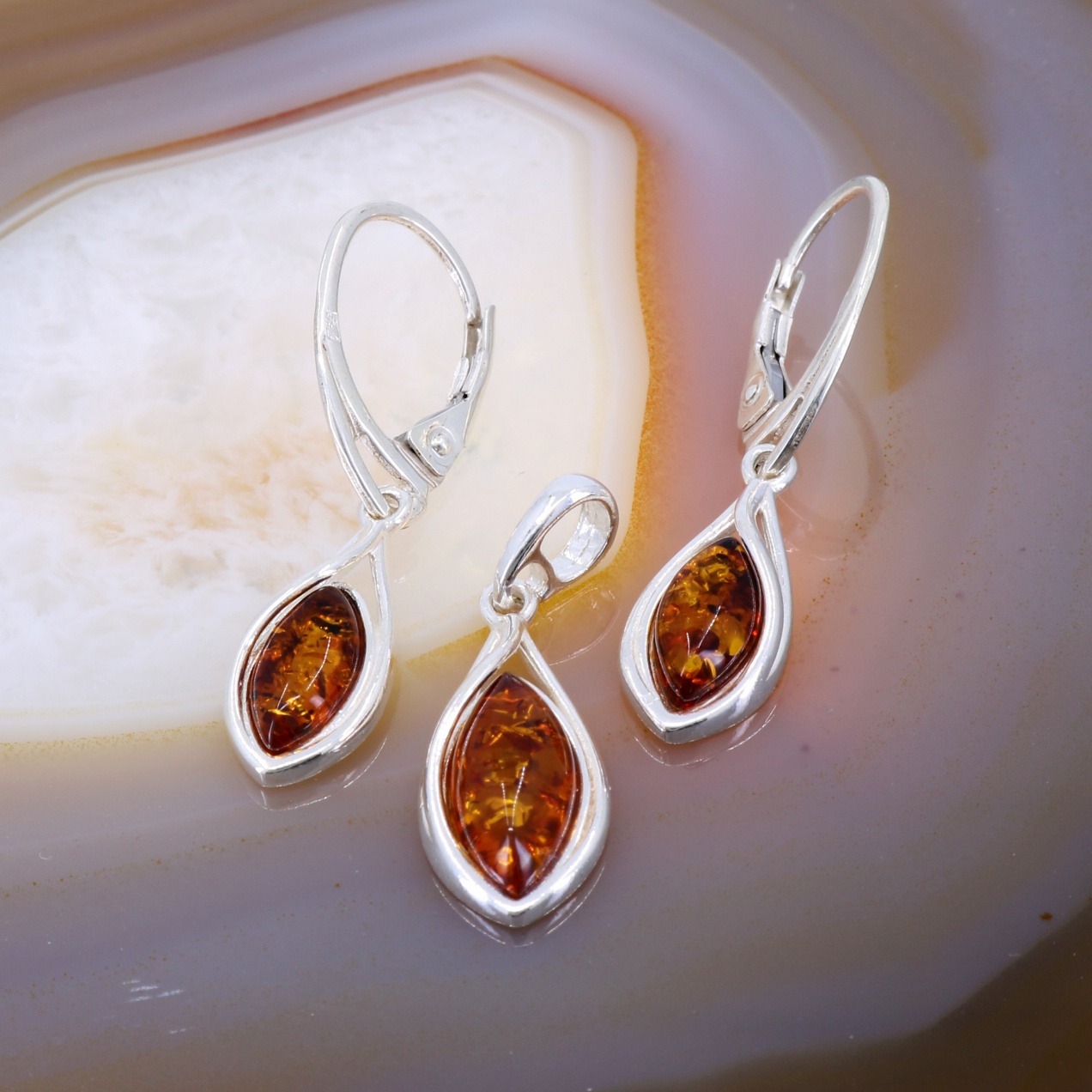 Set din Argint cu Piatra Chihlimbar culoare Galbena c1615