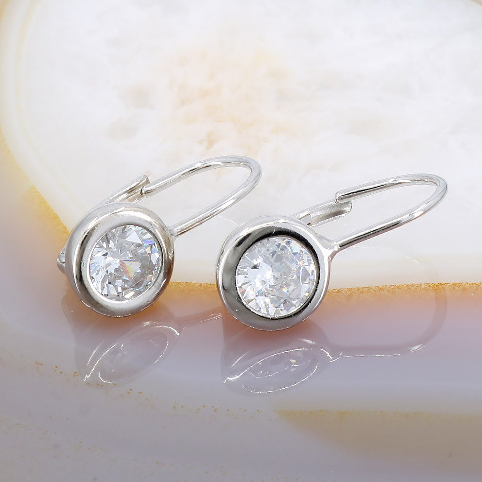 Cercei model Clasic din Argint 925 cu Cristal Zirconia Rotund c3011