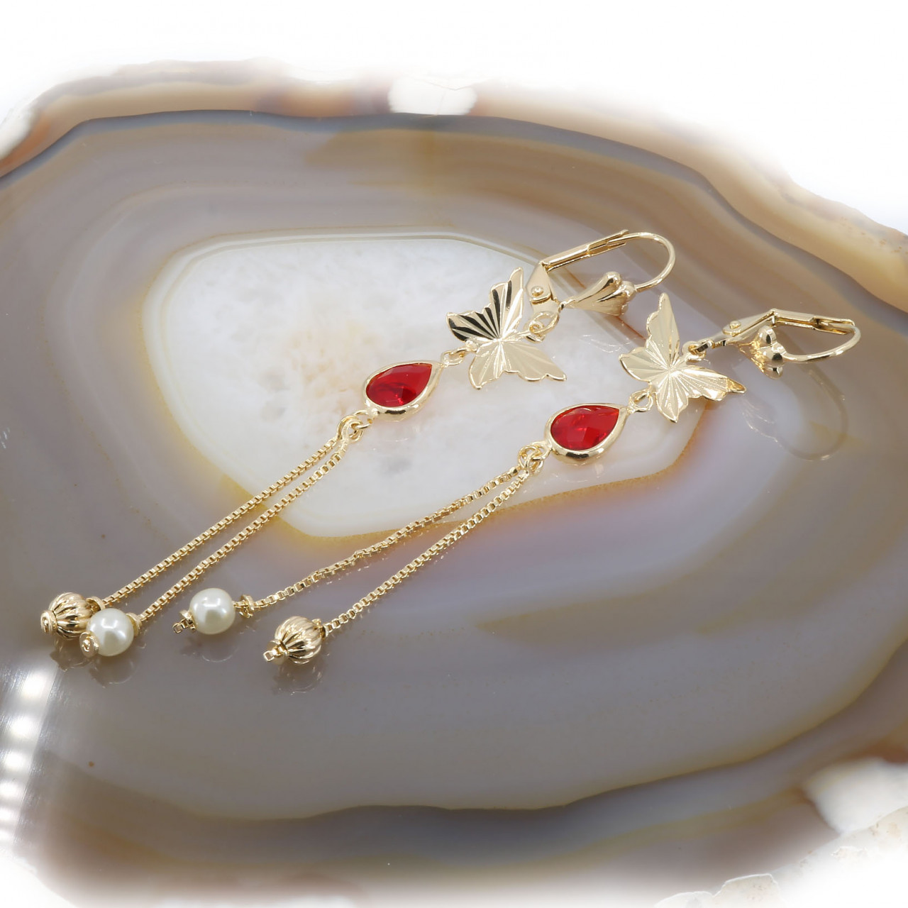 Cercei model Fluturi cu Cristal Rosu si Perle Albe Placati cu Aur 18K 3166