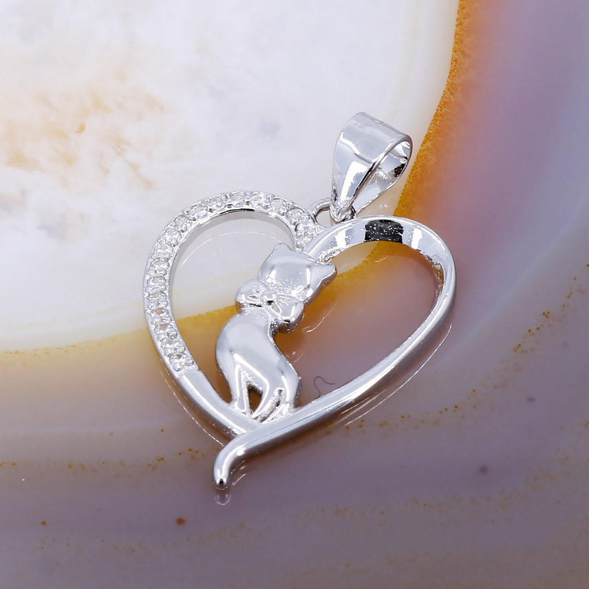 Pandantiv din Argint 925 model Pisica si Inima cu Cristale Zirconia c1139
