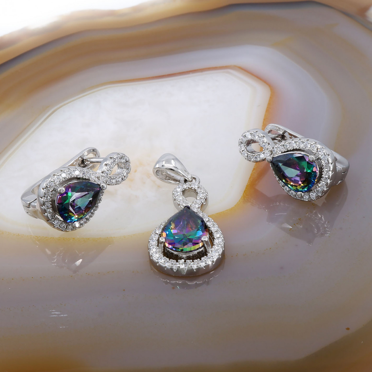 Set Bijuterie din Argint 925 cu Topaz Mistic si Cristale Zirconia model Lacrima cod 1484