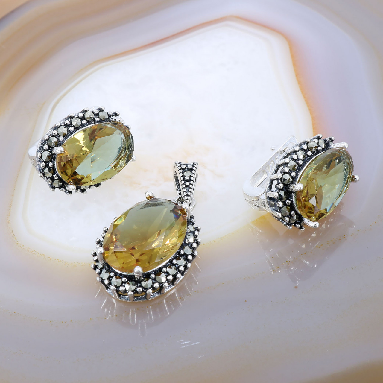 Set din Argint 925 cu piatra Zultanit si Marcasite model Vintage cod 1454