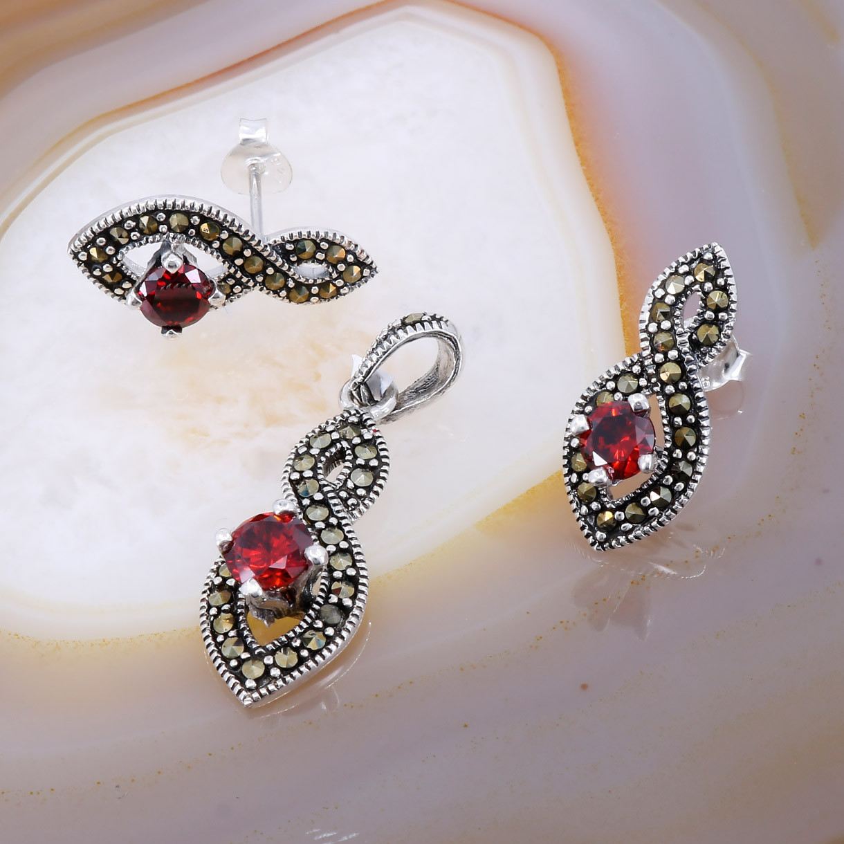 Set Bijuterie din Argint 925 cu Marcasite si Piatra Rosie c1519