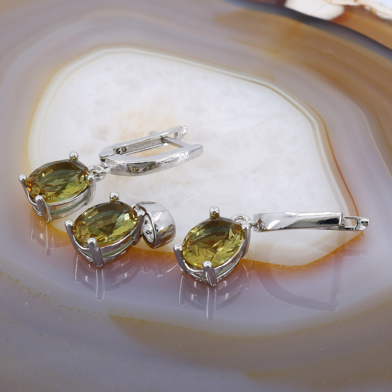 Set din Argint 925 cu Piatra model Zultanit Oval Cut 1403