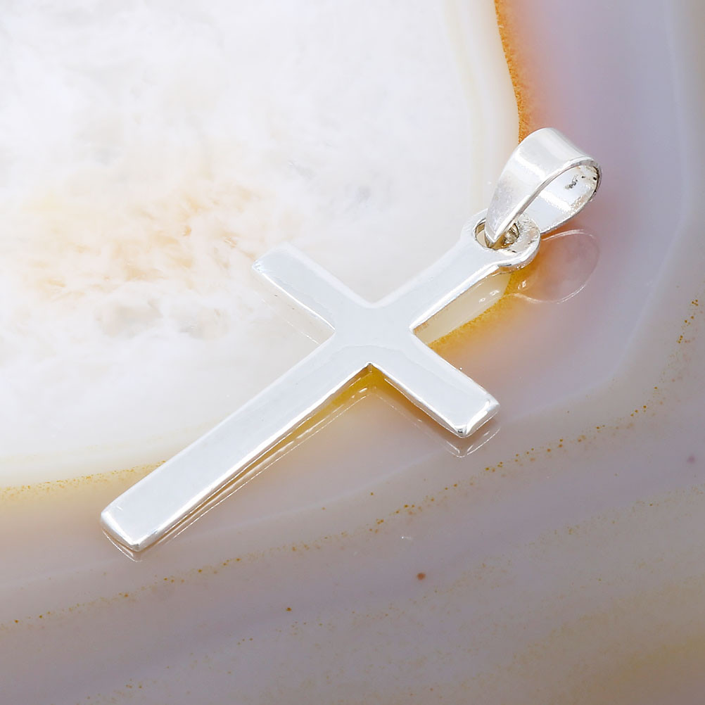 Pandantiv model Cruce Clasica din Argint 925 cod 1038