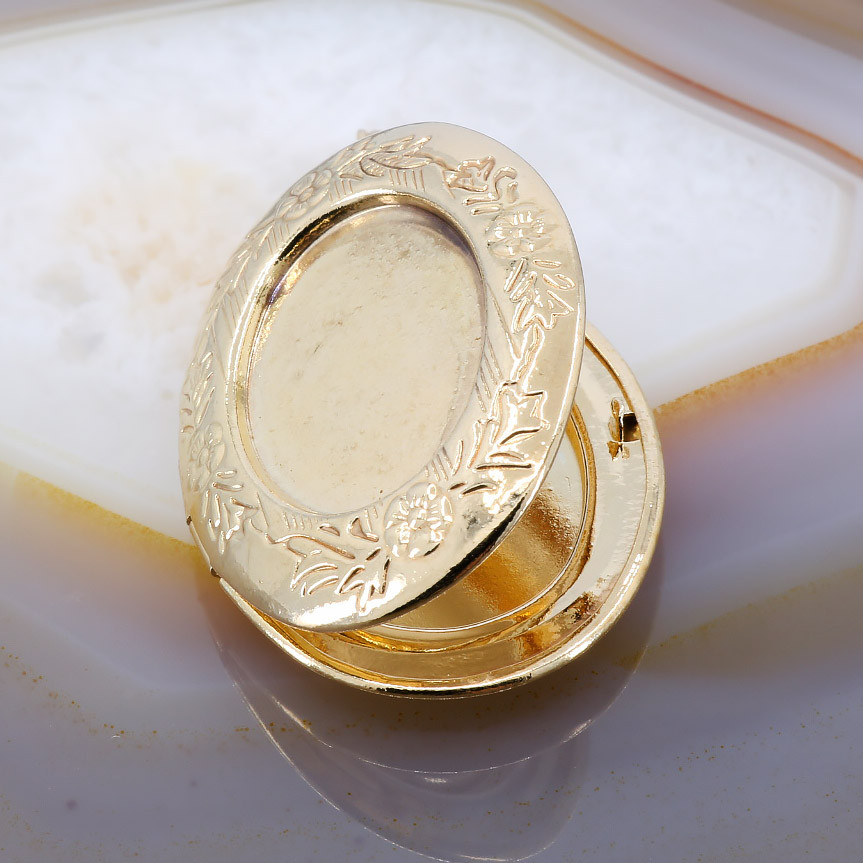 Pandantiv Placat cu Aur 18K cu deschidere si suport depozitare gen Poza 503