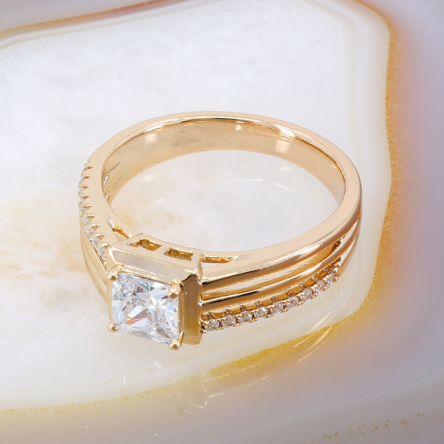 Inel Placat cu Aur Galben model Fantezie cu Cristale Transparente cod i1470