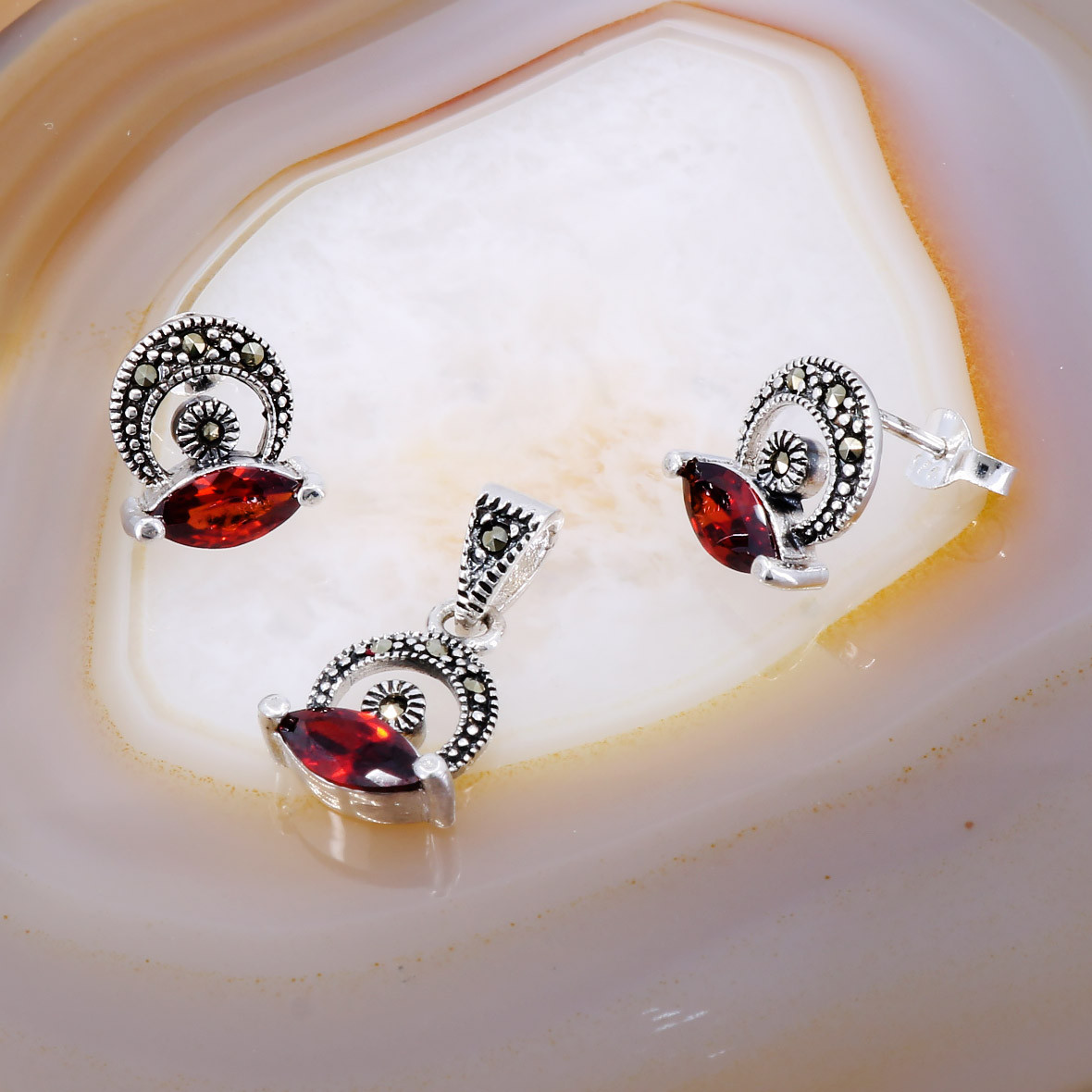 Set Vintage din Argint 925 cu Marcasite si Piatra Rosie c1512