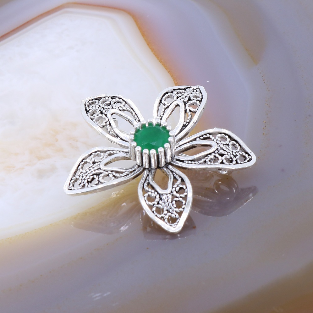 Brosa model Filigran din Argint 925 cu piatra Verde Smarald c424
