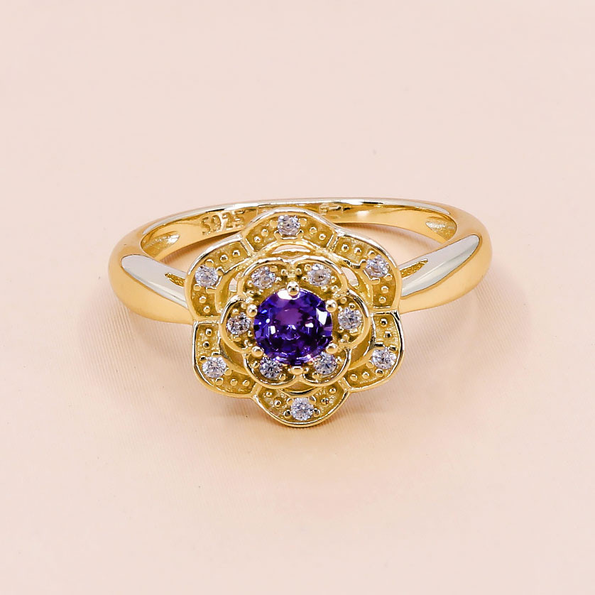 Inel din Argint 925 Placat cu Aur model Floare cu Cristal culoare Mov c2606