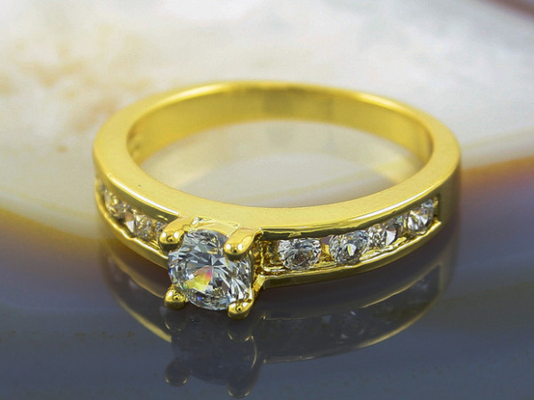 Inel Placat cu Aur 18K cu Zirconiu, cod 900