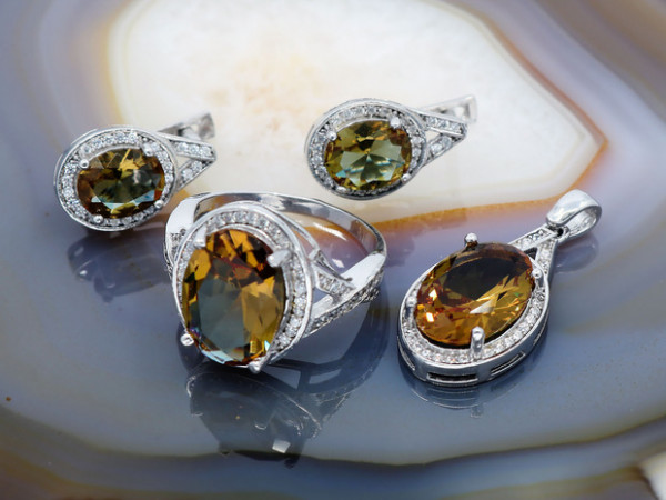 Set de Argint cu Piatra Naturala Zultanit si Cristale ags1140