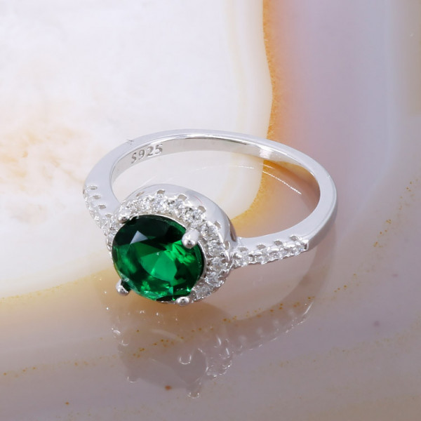 Inel din Argint 925 cu Piatra Rotunda Verde si Cristale Albe c2673