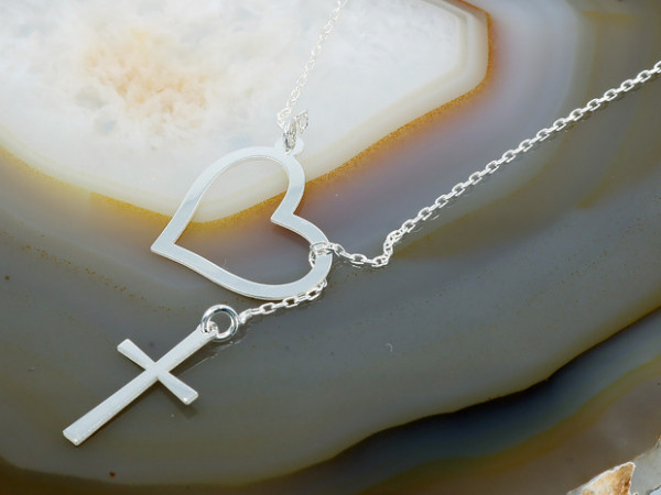 Colier din Argint model Inima si Cruce aL1071