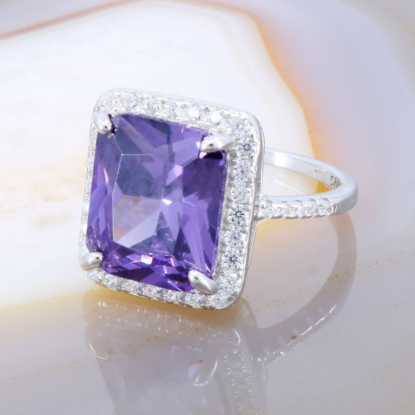 Inel din Argint 925 model cu Cristal Mare Zirconia Mov Multifatetat cod ...
