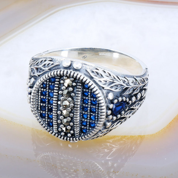 Inel Ghiul din Argint 925 model Mistic cu Cristale Albastre si Marcasite cod 2411