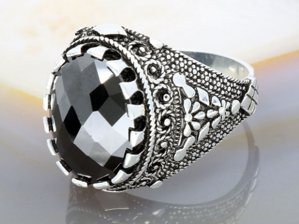 Inel tip Ghiul din Argint 925 cu Piatra Neagra tip Onix 1825