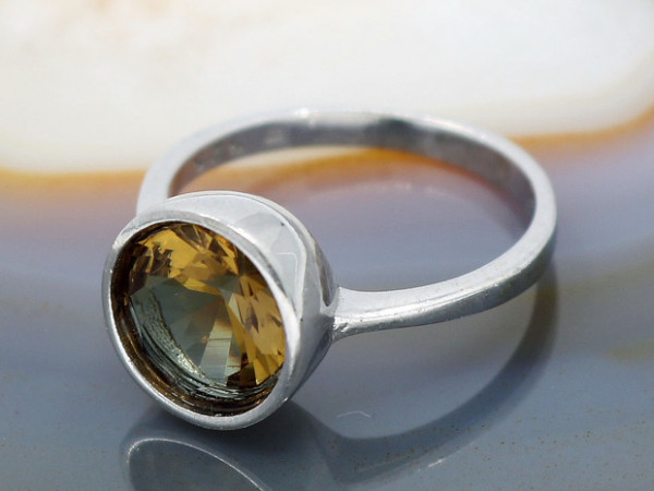 Inel din Argint cu piatra Rotunda Zultanit agi1686