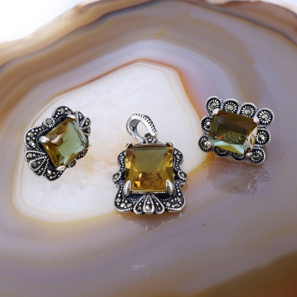 Set Vintage din Argint cu piatra Zultanit si Marcasite c1599