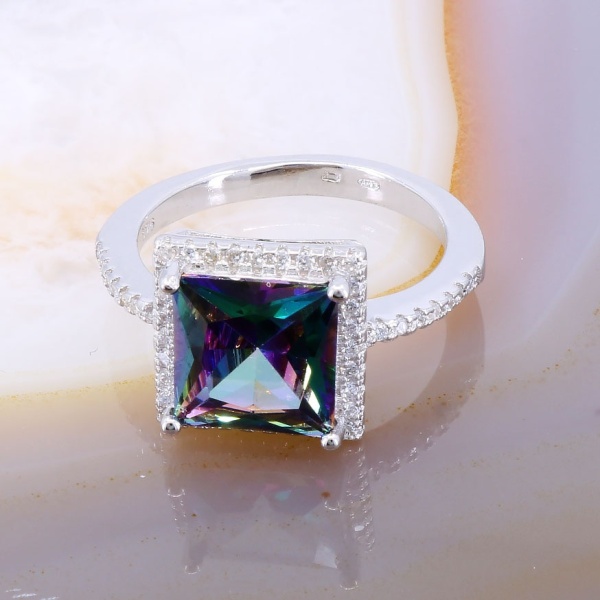 Bijuterie Inel din Argint 925 forma Patrata cu Topz Mistic c2842