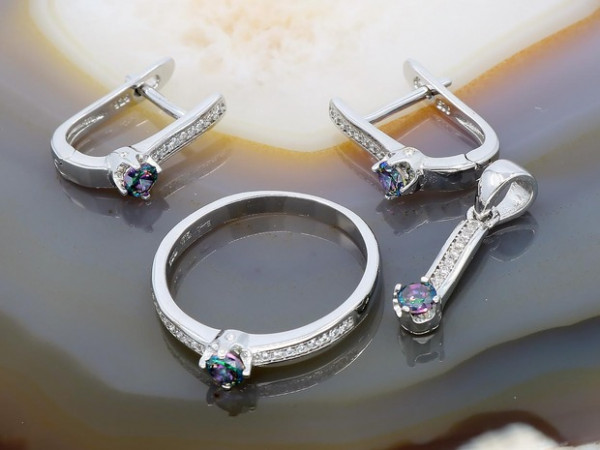 Set de Argint model Topaz Mistic cu inel cercei si pandantiv