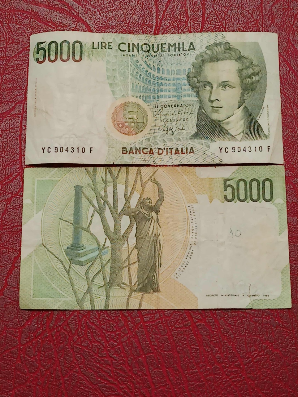 Italia 1985 - 5000 lire, circulata