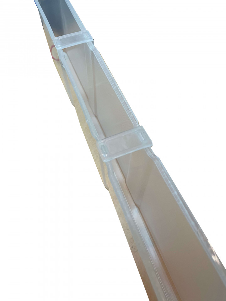 Hranitor apicol tip uluc din plastic transparent cu plutitor 1 L