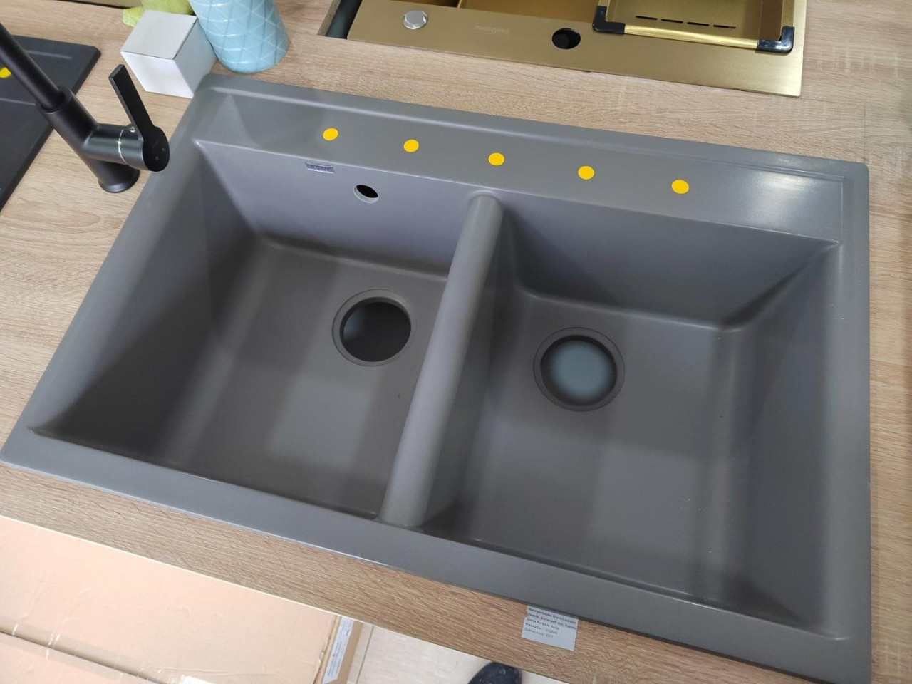 Granitni sudoper Astra 780 sivi