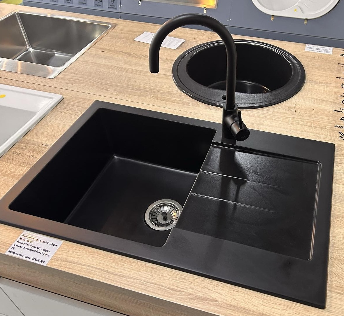 Granitni sudoper Ulgran U507 boja ultra crna u kombinaciji sa Adell ...