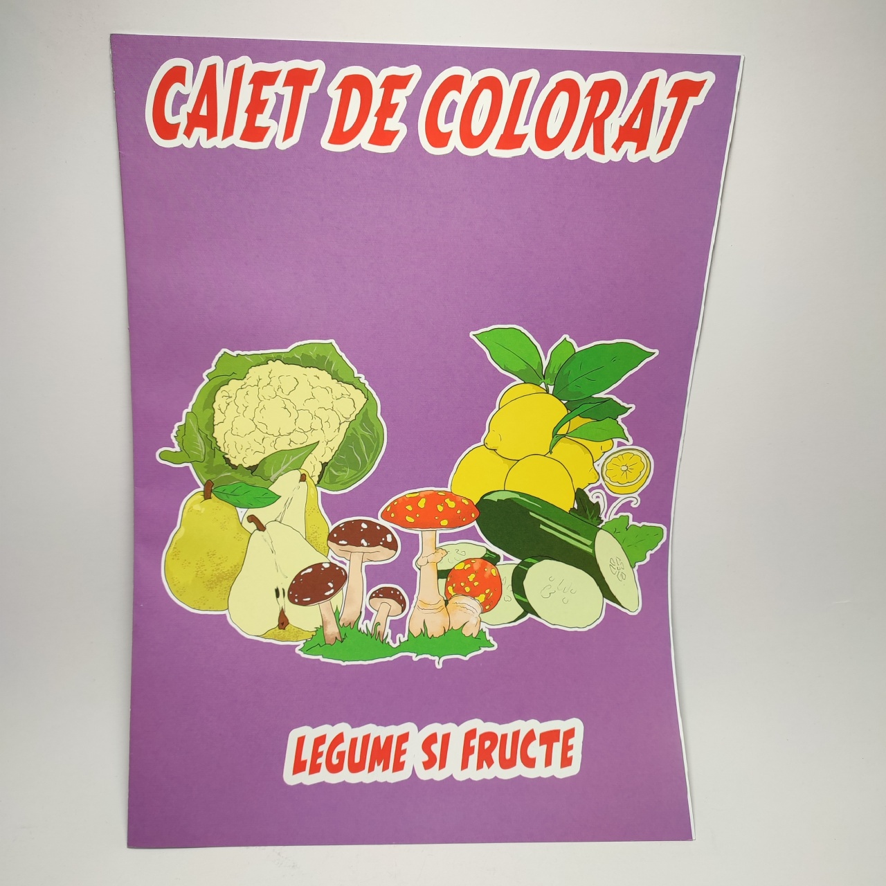 Carte de colorat legume si fructe