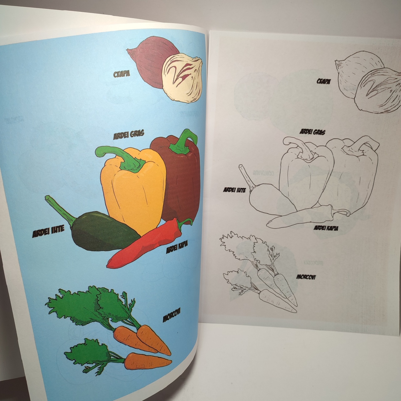Carte de colorat legume si fructe
