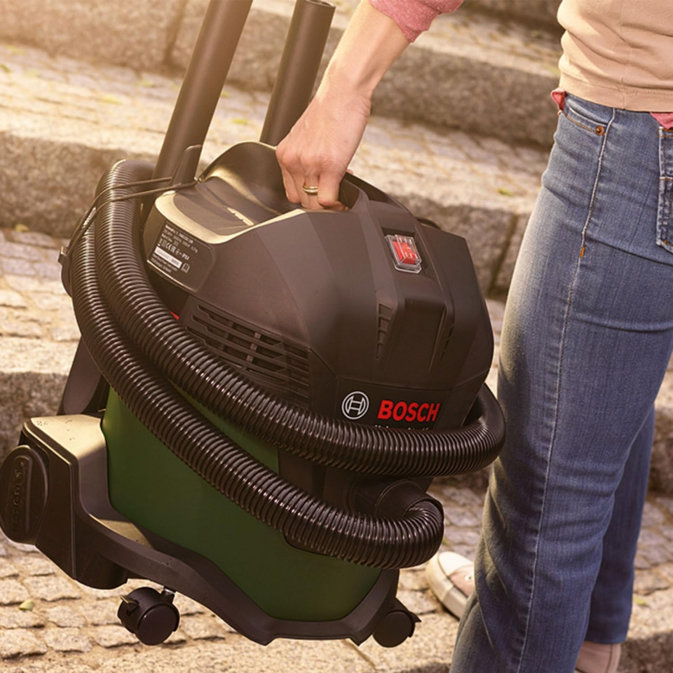 Usisivač Universal Vac 15 BOSCH
