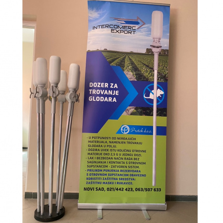 Dozator - dozer za trovanje glodara - miševa u polju