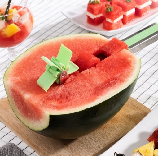 Dispozitiv Pentru Feliat Pepene Verde si Galben in Cuburi