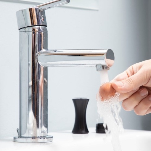 Rolă facială vulcanică matifiantă pentru îmbunătățirea aspectului pieli