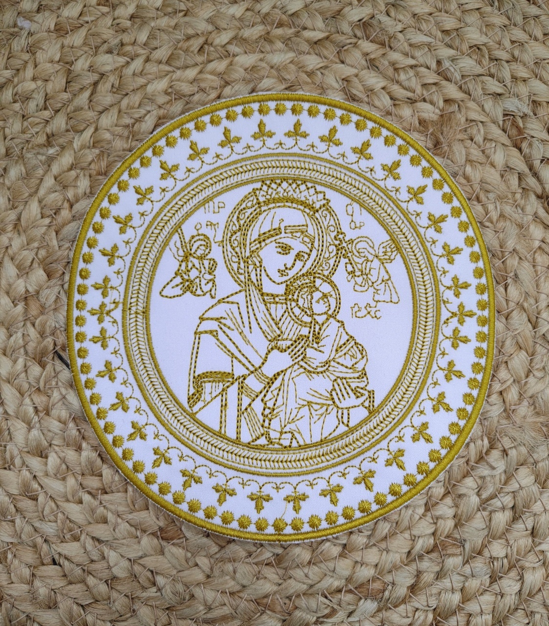 Ripida brodata pentru Sfantul Potir Maica Domnului