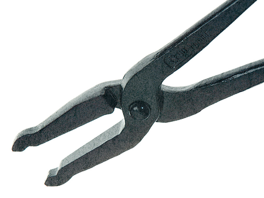 Cleste forjor pentru nituire