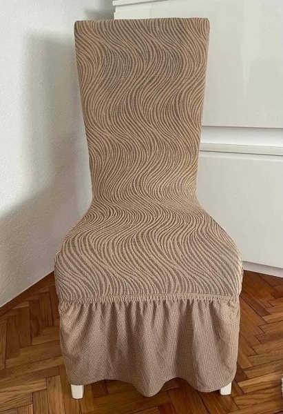 Set 6 huse elastice pentru scaune, cu volanas, model Jacquard Bej in dungi