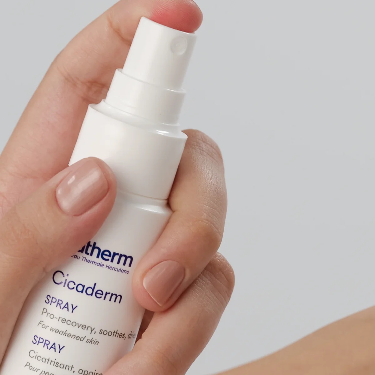 Ivatherm Cicaderm spray cicatrizant regenerator cu Mimosa Tenuiflora x 50ml