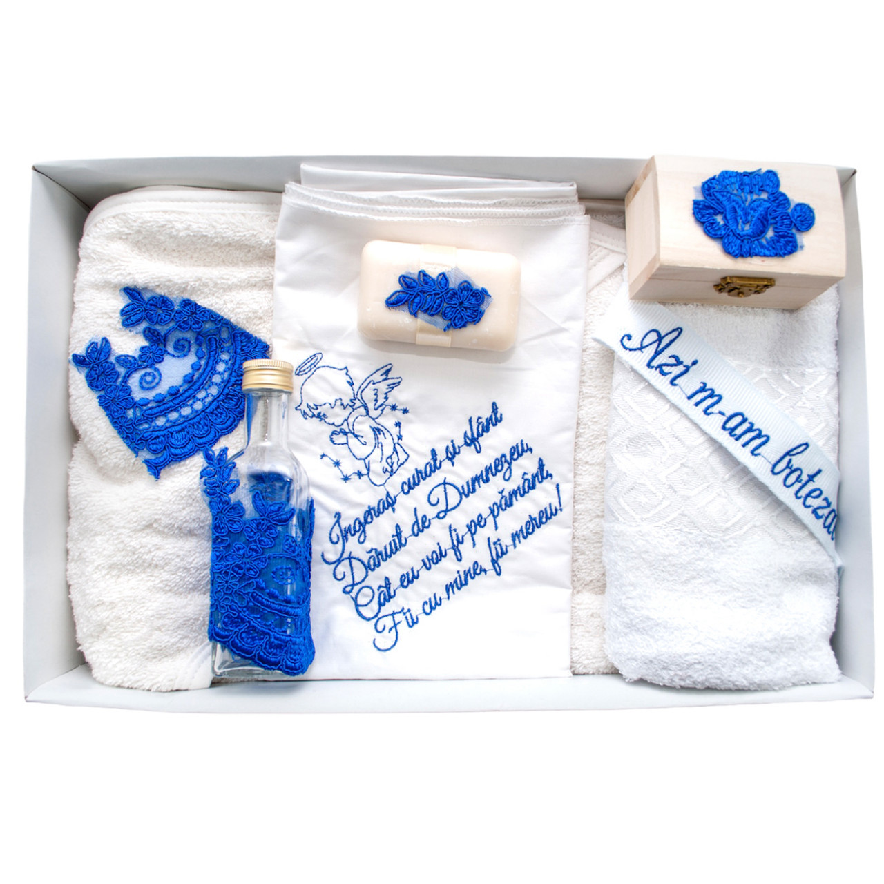 Trusou botez cu 6 piese, Alb, personalizat cu broderie- "Cu drag din ...