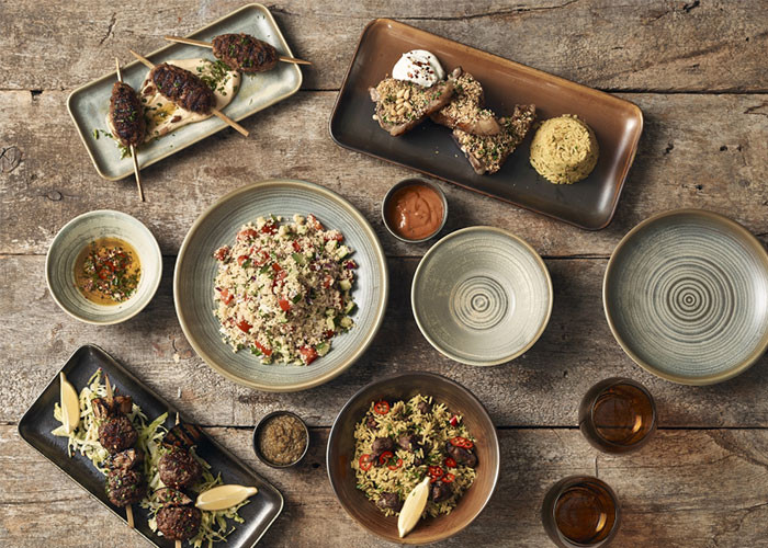 Trenduri 2021 pentru vesela colorata