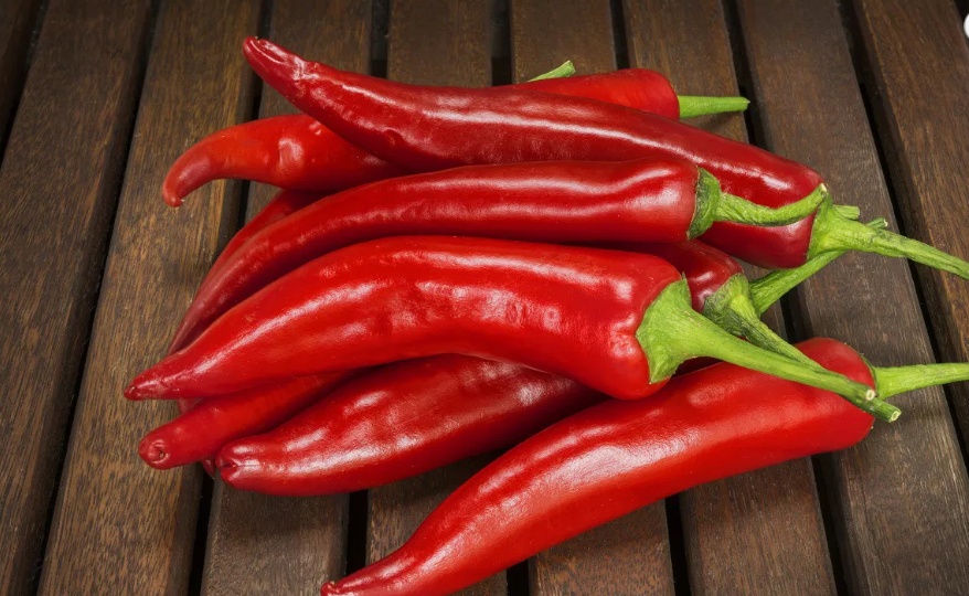 Cyklon (45 seminte) ardei iute tip kapia timpuriu, in forma de con ...