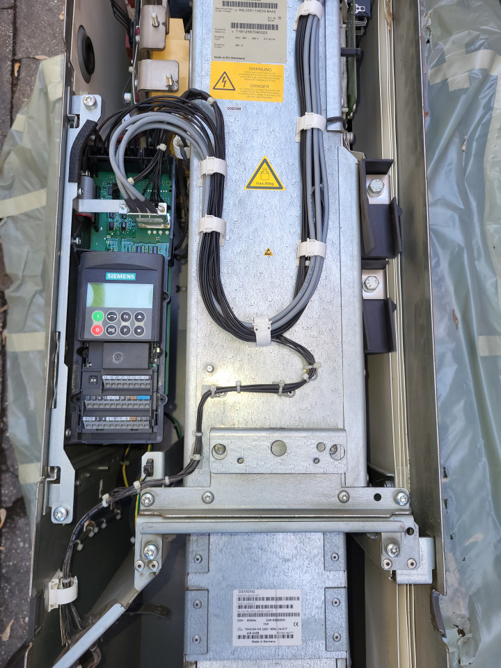 Convertizor de frecventa / VFD SIEMENS MICROMASTER VECTOR, 160/200kW