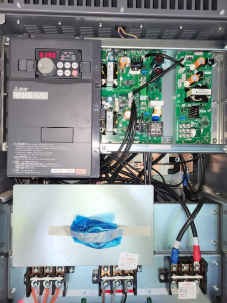 Convertizor de frecventa (VFD) Mitsubishi Freqrol FR-A741-30K, 30kW