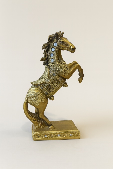 Statueta cal - „Altramar”