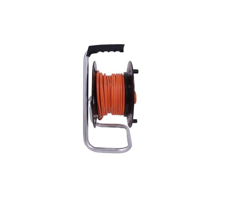 Derulator cu cablu 3 x 1,5 CUPRU, 20ML, 4-PRIZE SCHUKO cu siguranta termica