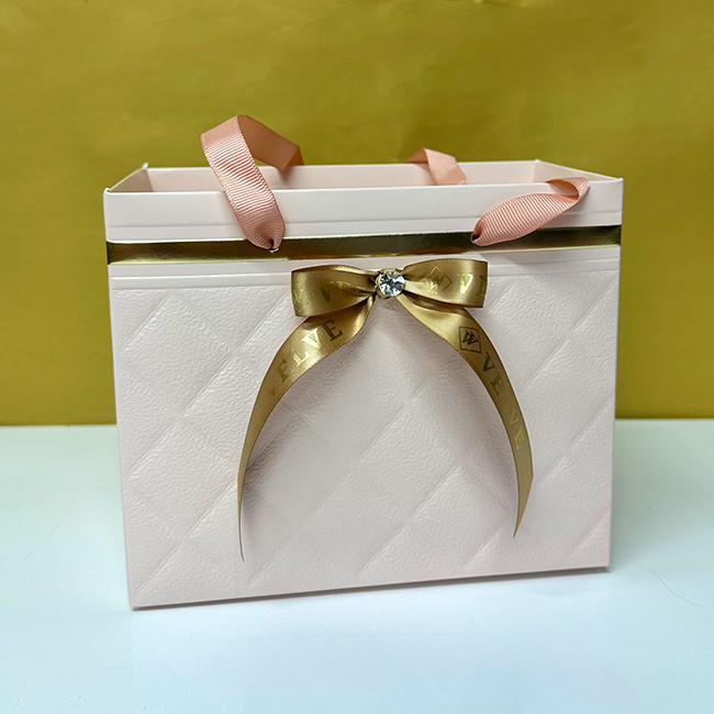 Punga cadou, punga forma poseta, 18x10x15 cm