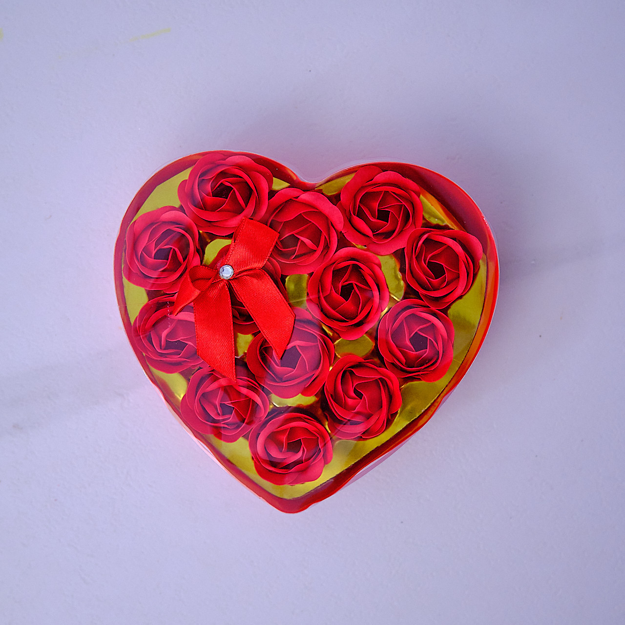 Pachet cadou Good Luck, cu brosa trifoi, esarfa satinata si cutie ...