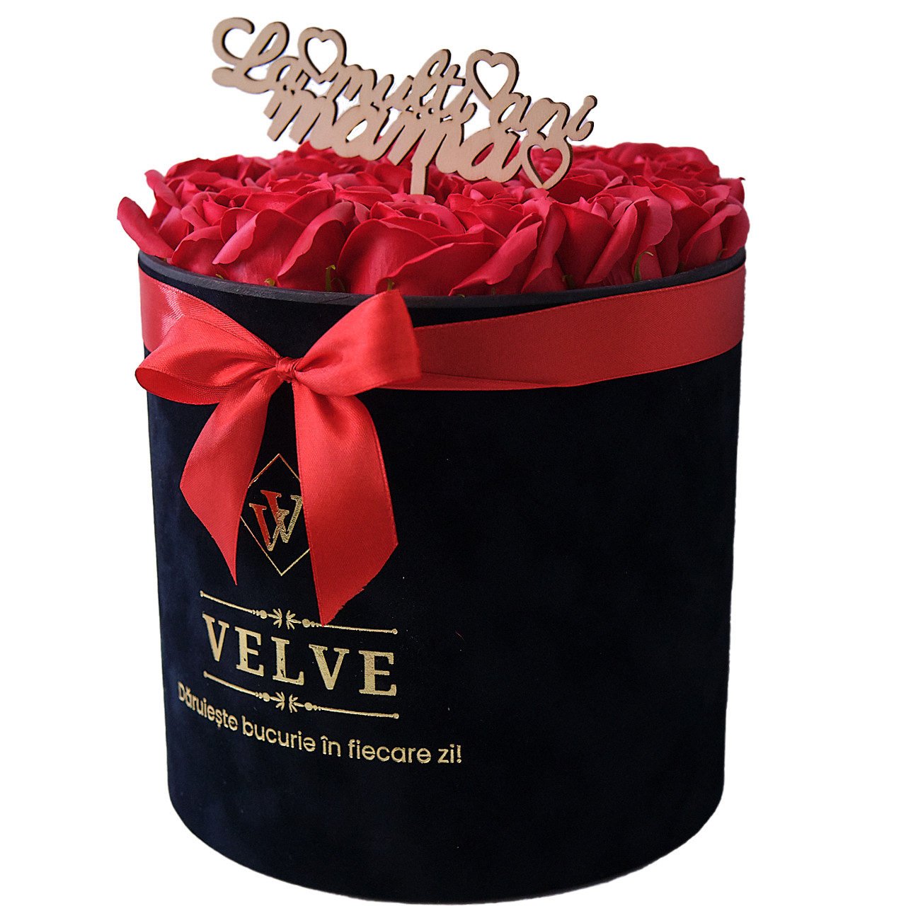 Aranjament floral in cutie rotunda neagra, cu 25 trandafiri rosii din sapun si mesaj "La multi ...